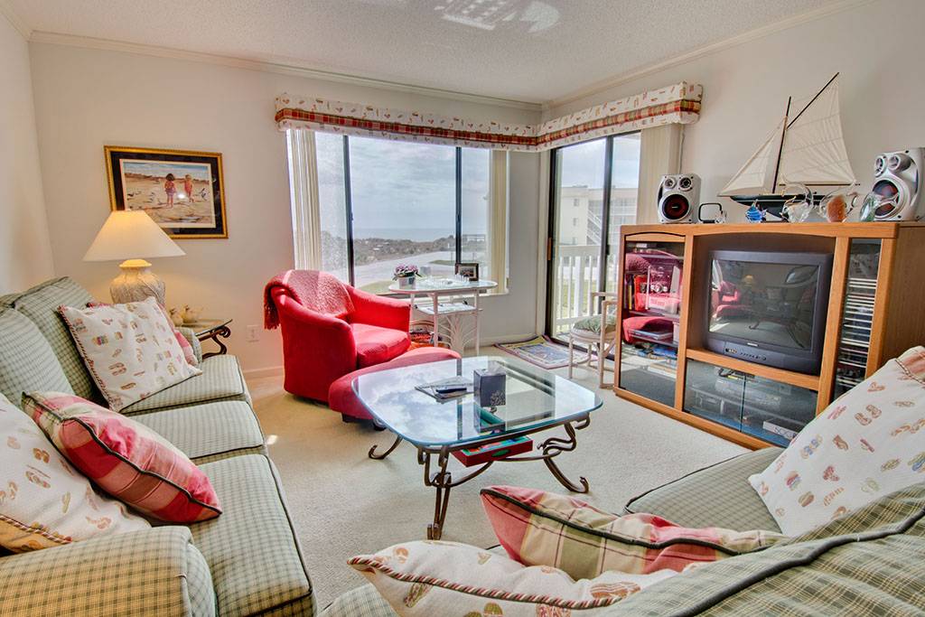 Featured Property – Point Emerald Villa – Emerald Isle Realty