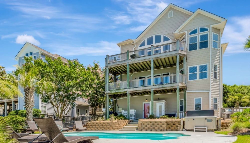 Oscar's Place - Emerald Isle Realty Featured Property of the Week