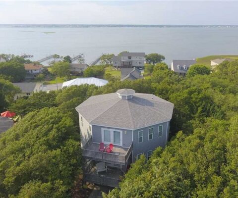 Featured Property of The Week - Round House | Emerald Isle Realty