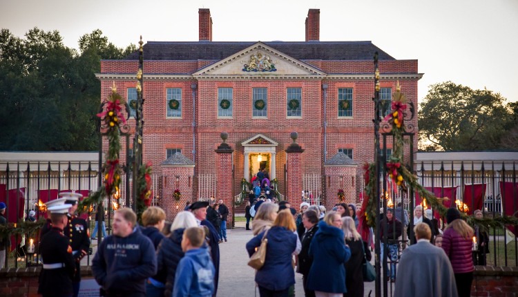 Candlelight Holiday Celebration at Tryon Palace | New Bern, NC