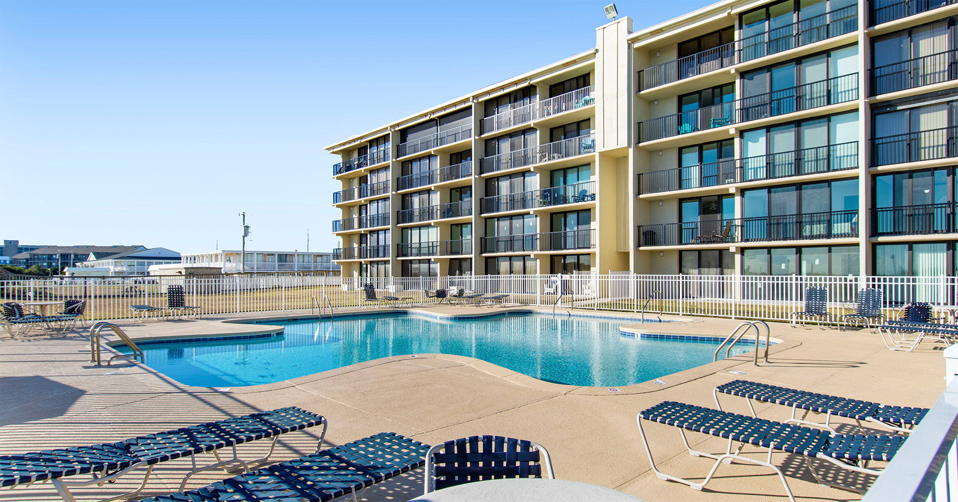 Smuggler's Cove Condos | Atlantic Beach, NC Condo Rentals