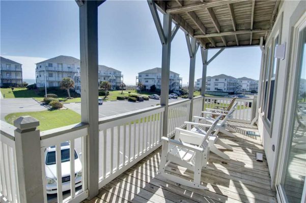 Featured Property of the Week – Pier Pointe 6 B-2 - Emerald Isle Realty