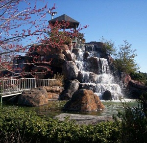 Best Places to Go in Emerald Isle, NC for Mini Golf and Go-Karts